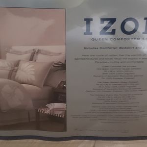 Izod | Bedding | Queen Sized Comforter Set | Poshmark